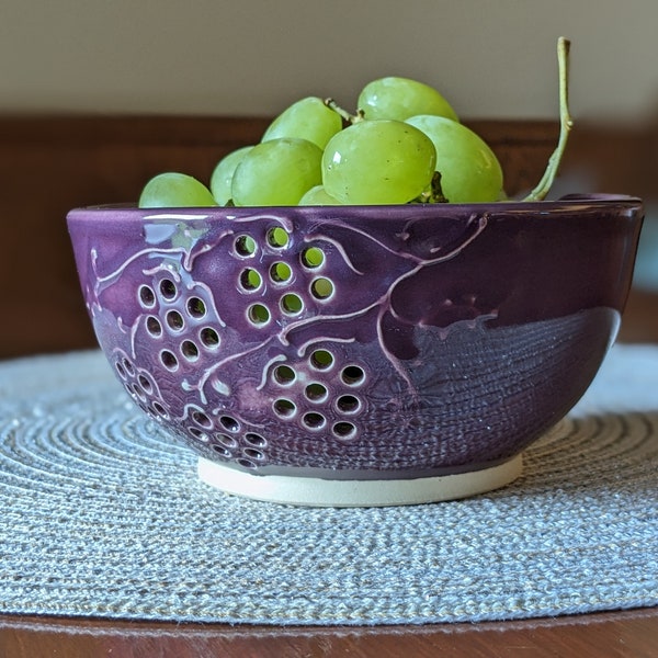 Berry Bowl Colander - Etsy