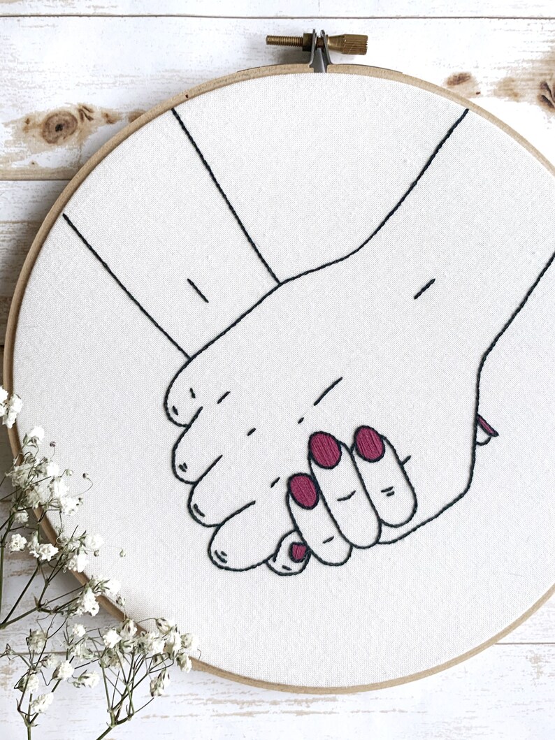 Holding Hands Embroidery Pattern: Modern DIY Hoop Art (PDF Pattern) - Etsy