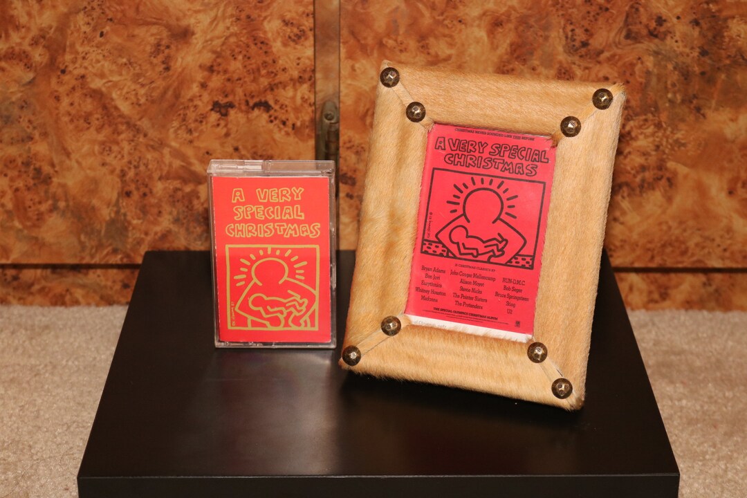 Keith Haring Frame 1987 A Very Special Christmas Ad Cassette Vintage ...