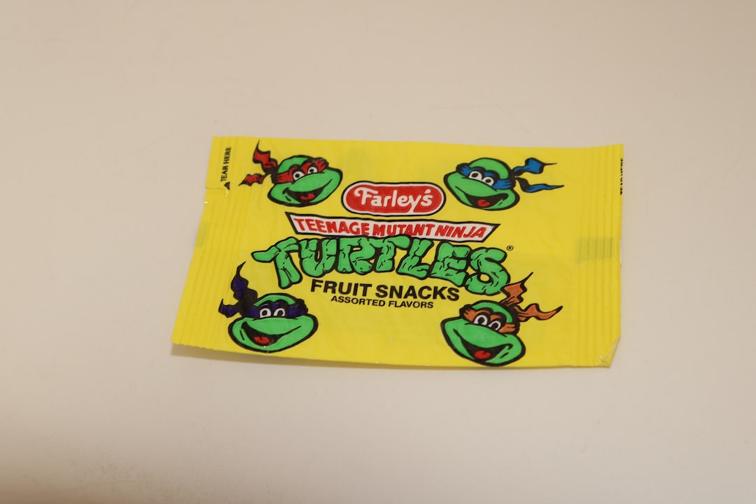 TMNT Farley's Fruit Snacks Wrapper Teenage Mutant Ninja Turtles Comic ...