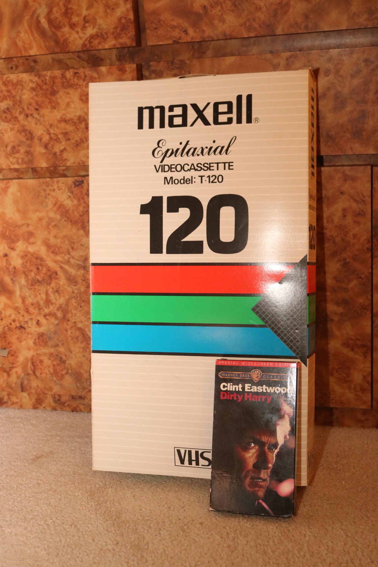MAXELL Jumbo Blank VHS Cassette T120 Tape Promotional Store Display ...