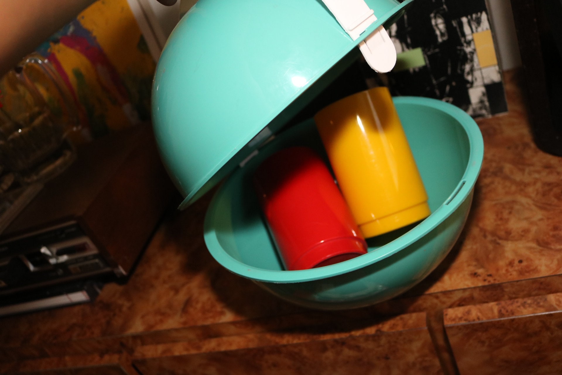 PICNIC BALL and Cups Vintage 1980s Spaceage 80s Memphis Design | Etsy