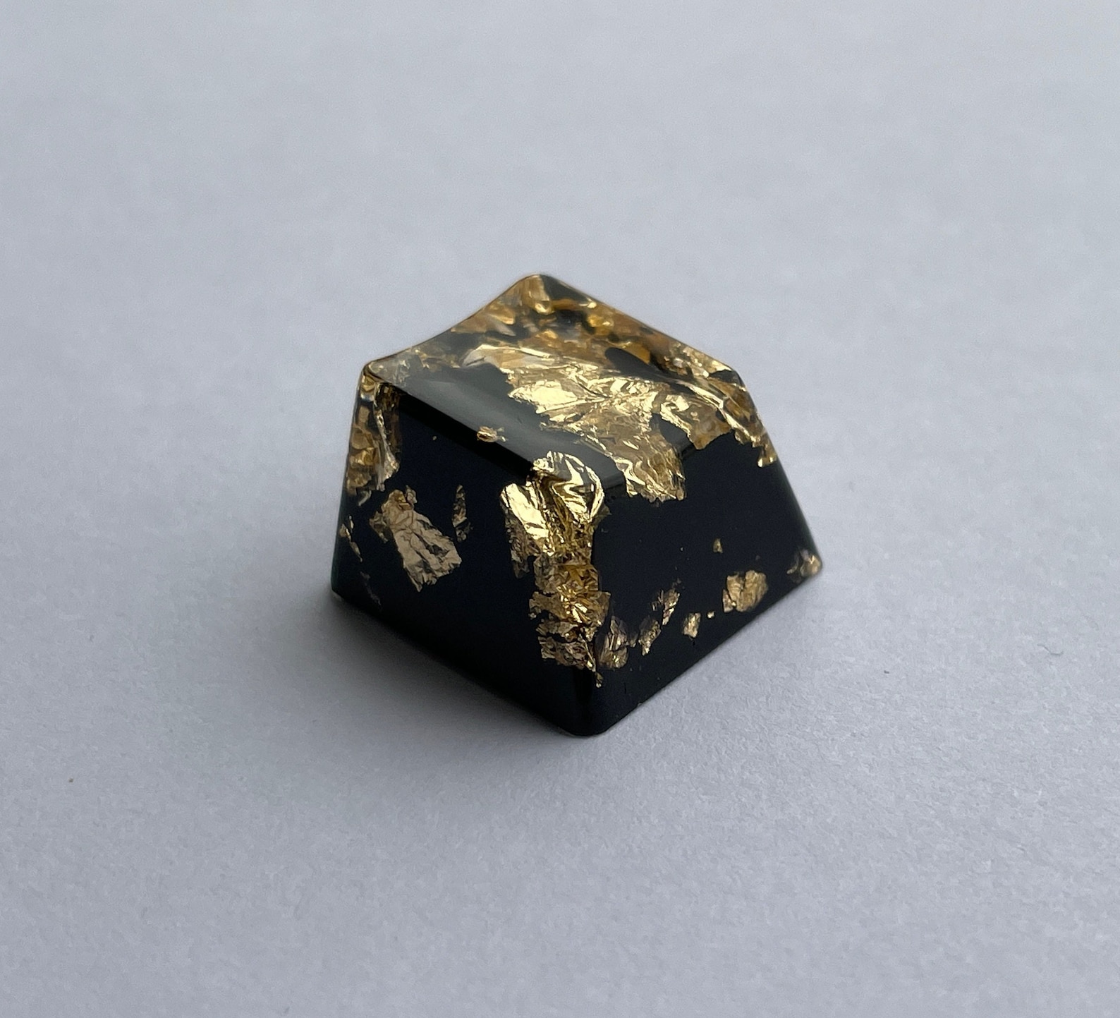 Black & Gold Artisan Keycap 1u R4 Size - Hand Made Keycaps Mechanical ...