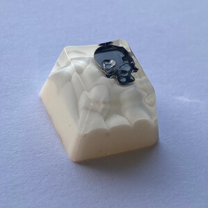 Artisan Keycaps White or Black Skull Key Cap ESC Keycap, Glossy Finish ...
