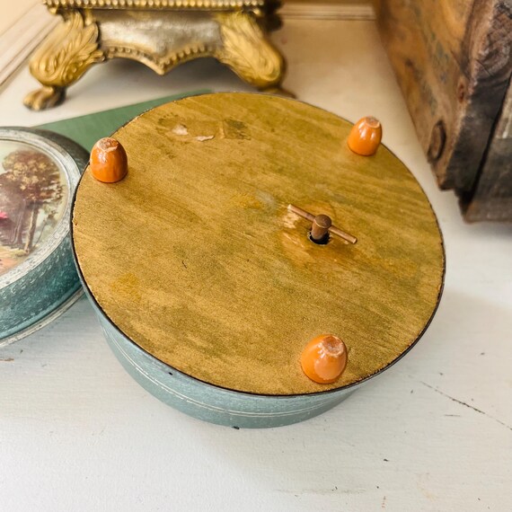 Vintage powder-music box - Gem
