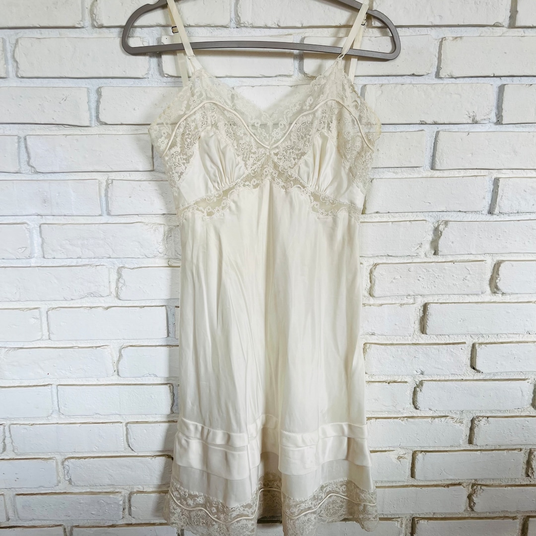 VTG 40s LADY LYNNE White Lace and Piping Full Slip, Wedding, Slip Dress ...