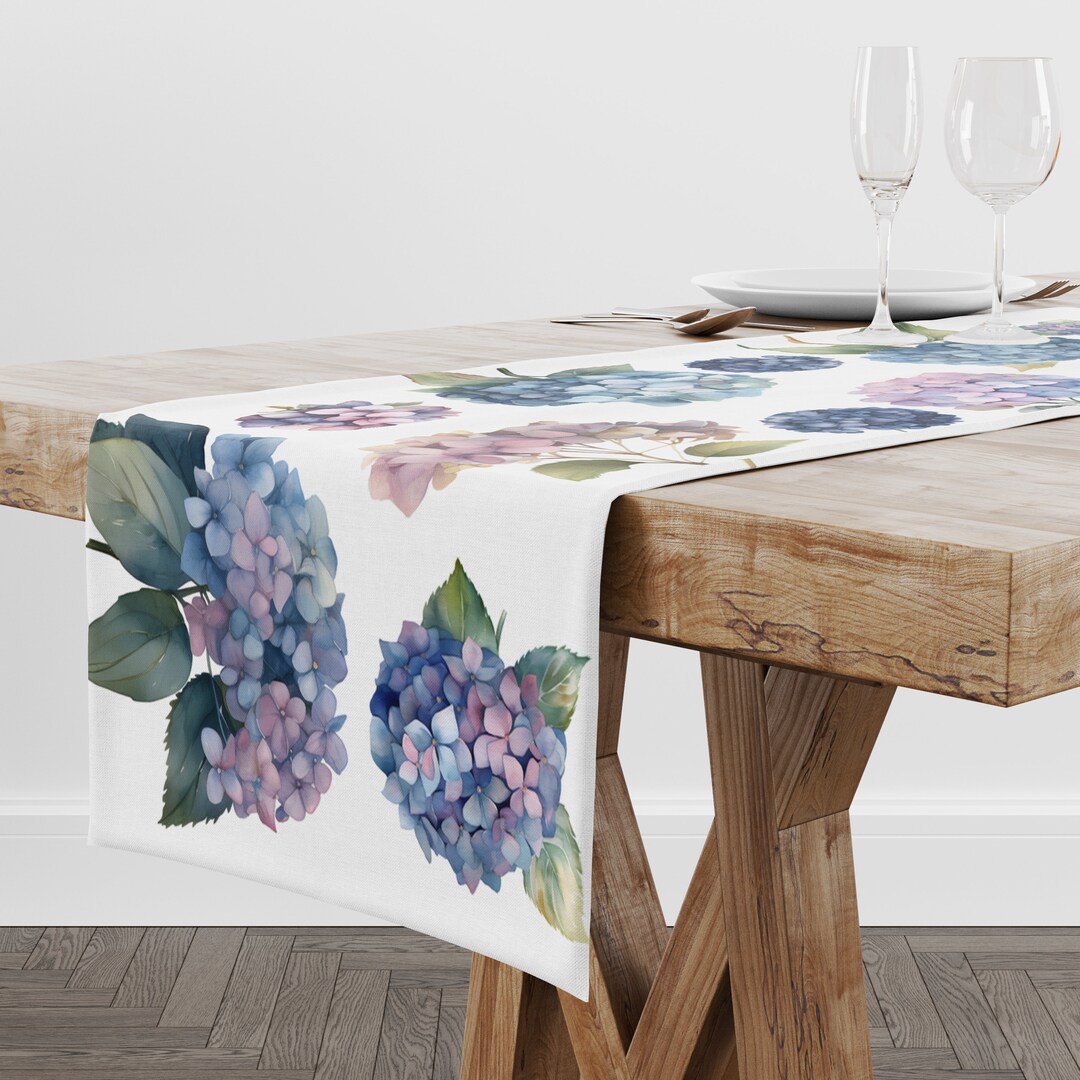Hydrangea Flowers Table Runner, White - Etsy