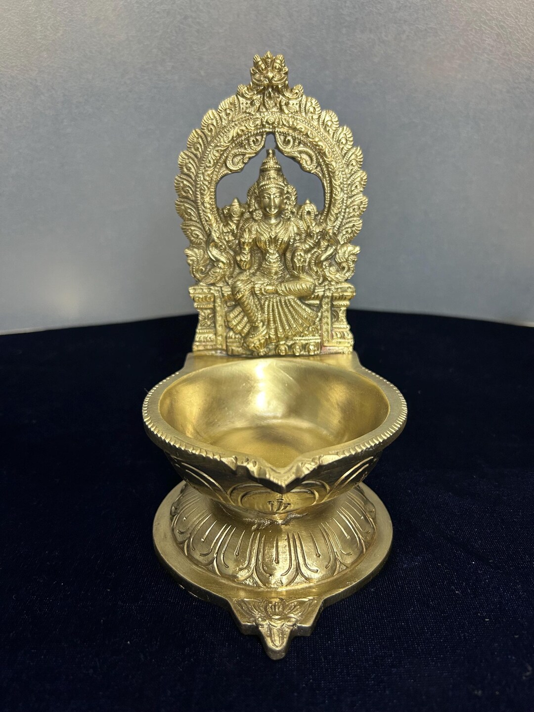 Prasiddh Copper Idols Presents Panchaloha Idol of Kamakshi Lamp Oil ...