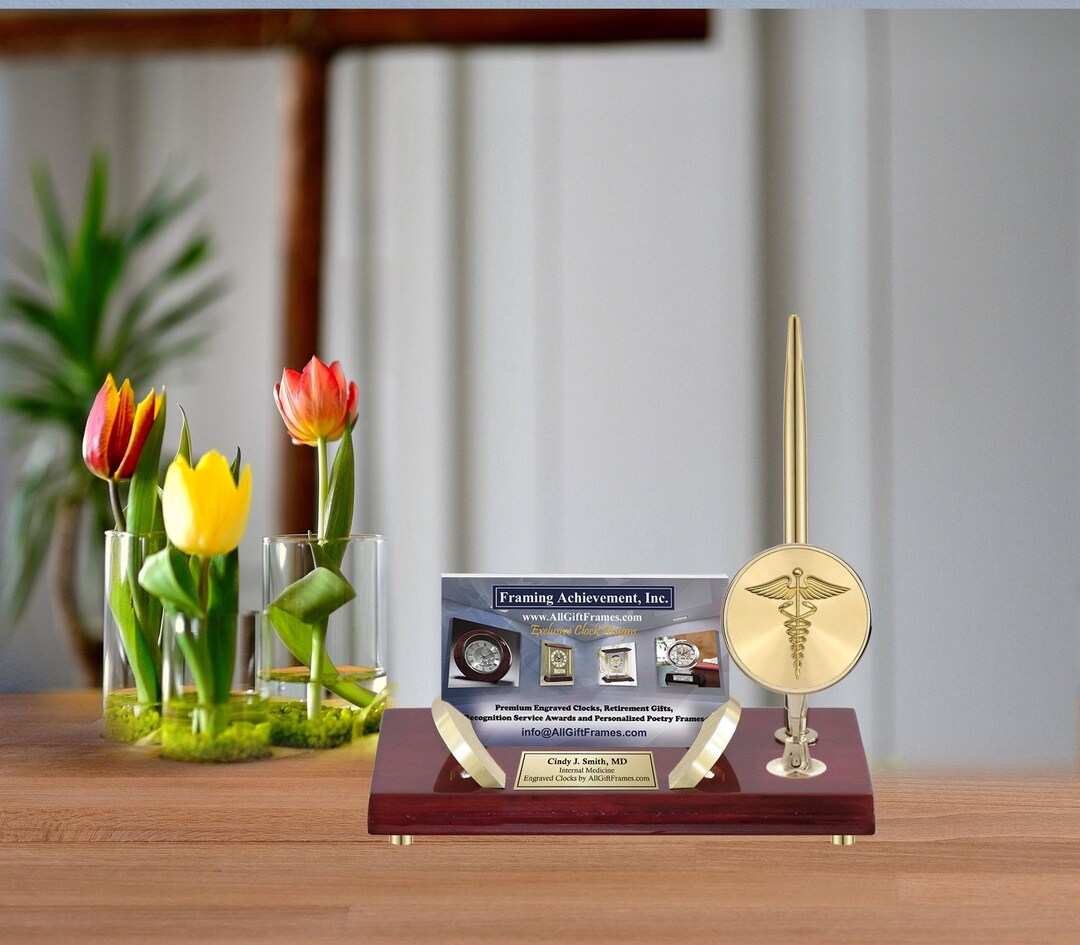 Engrave Desk Gold Nameplate Pen Nurse Congratulation Medical Caduceus ...