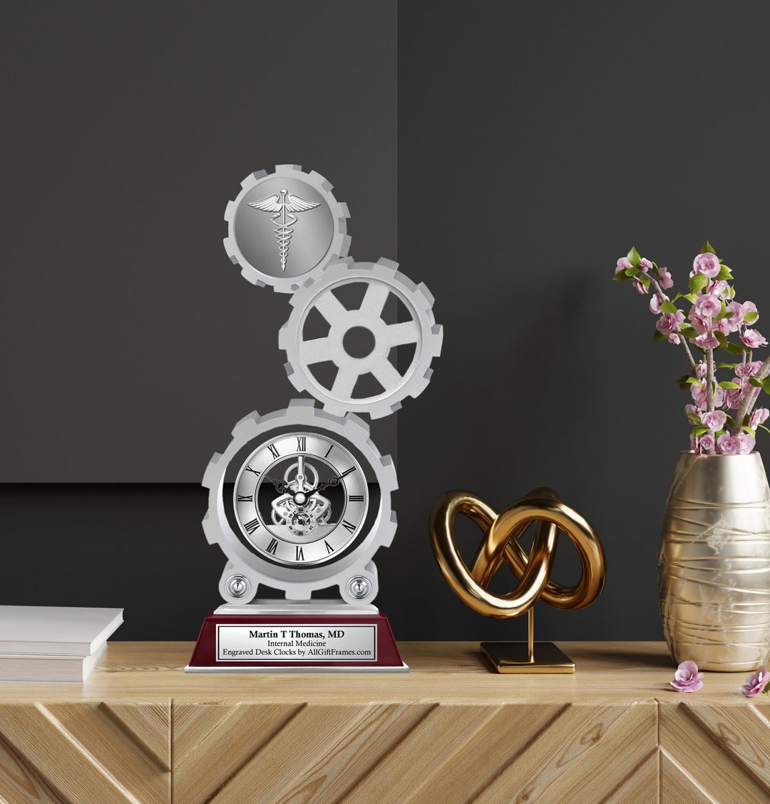 Nurse Physician Retirement Gift Triple Gear Shape Moving Gear Clock ...