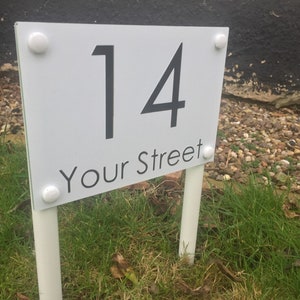 Freestanding Directional Lawn Sign, Modern Custom Outdoor Standing Door ...