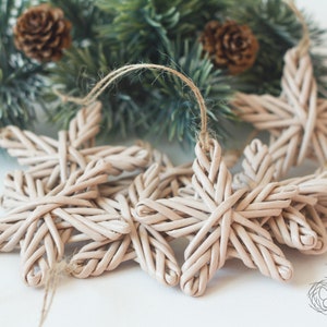 Wicker Stars for Xmas Tree, Red, Green, Beige Christmas Ornaments Set ...