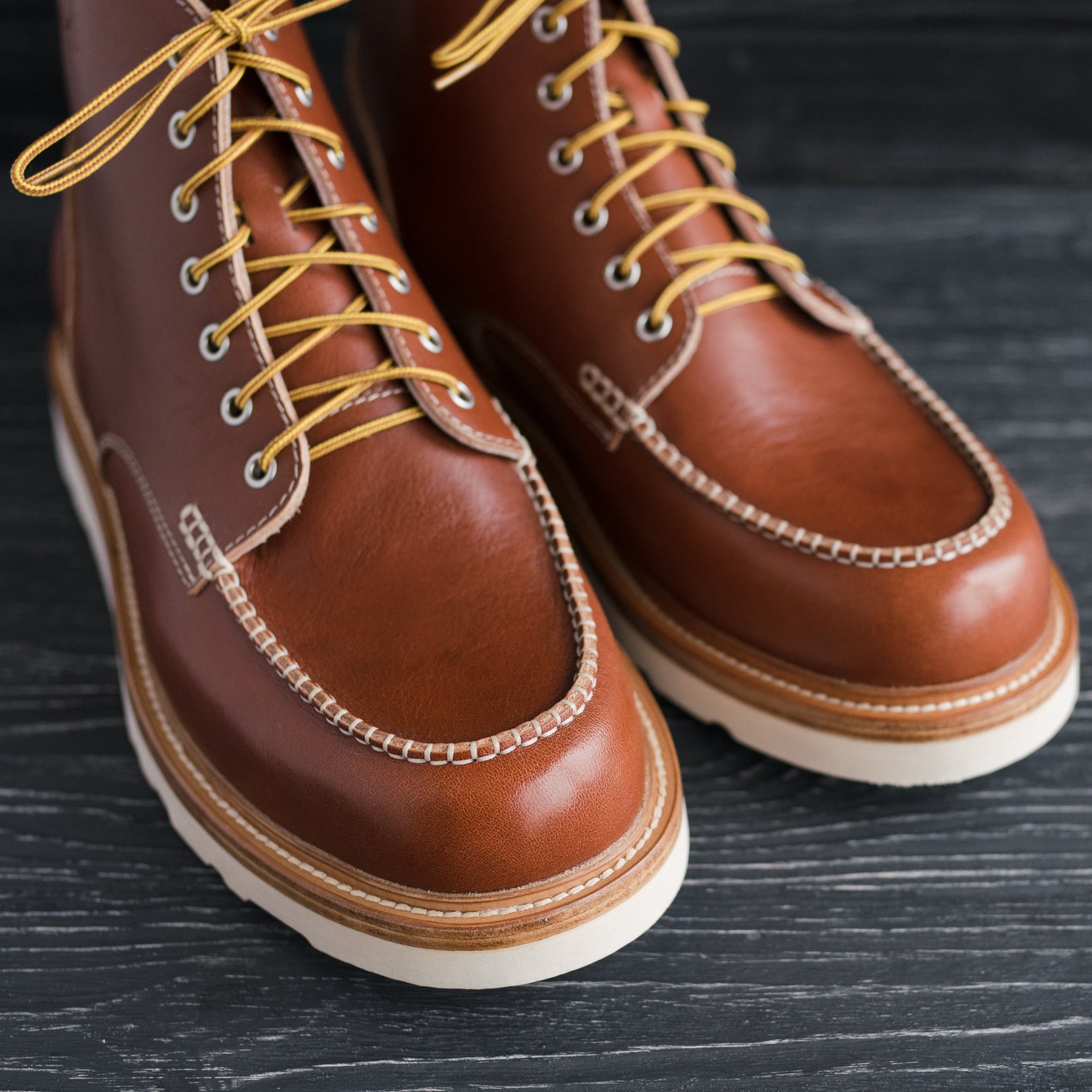 Classic Moc Toe Cognac Brown Mens Leather Boots Handmade Lace up Boots ...