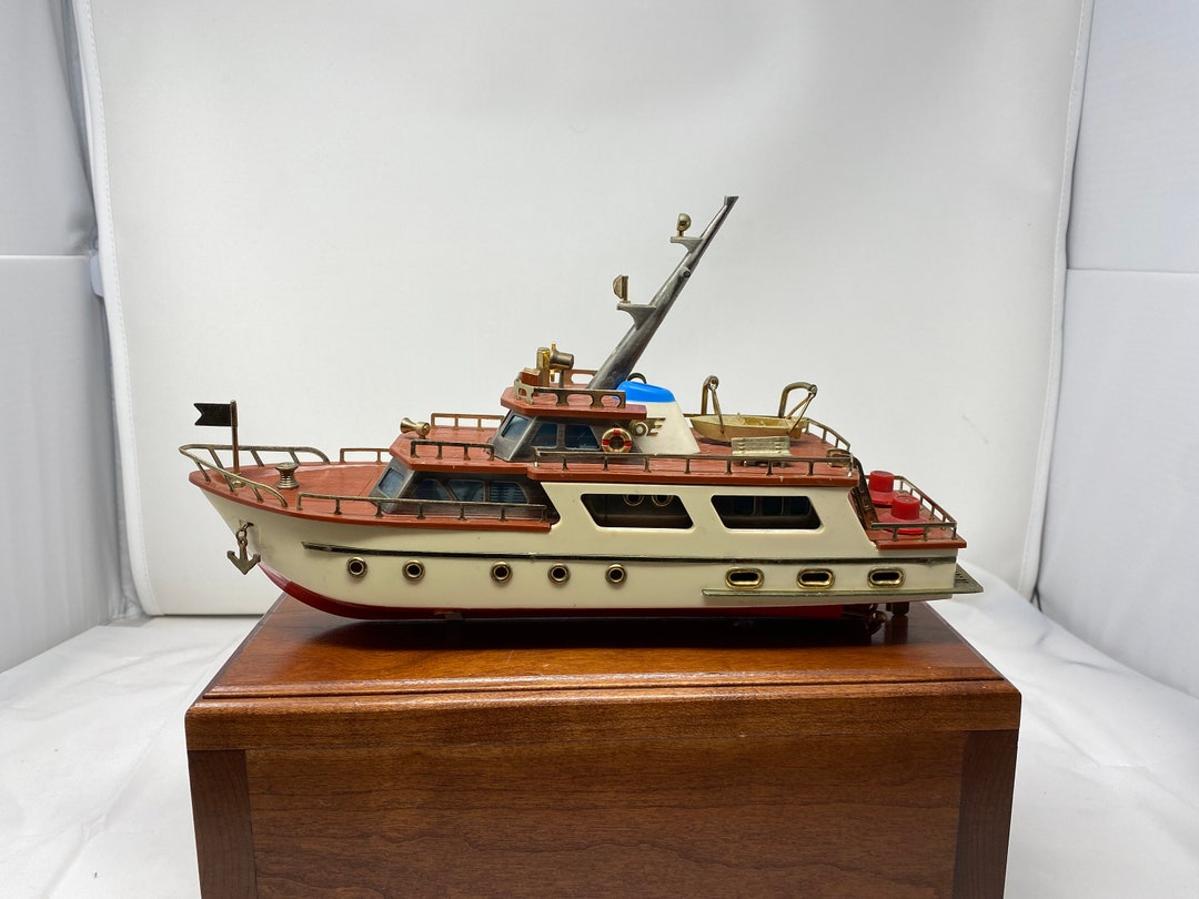 Vintage Yacht Ship Transistor Working Radio Made in Japan. - Etsy