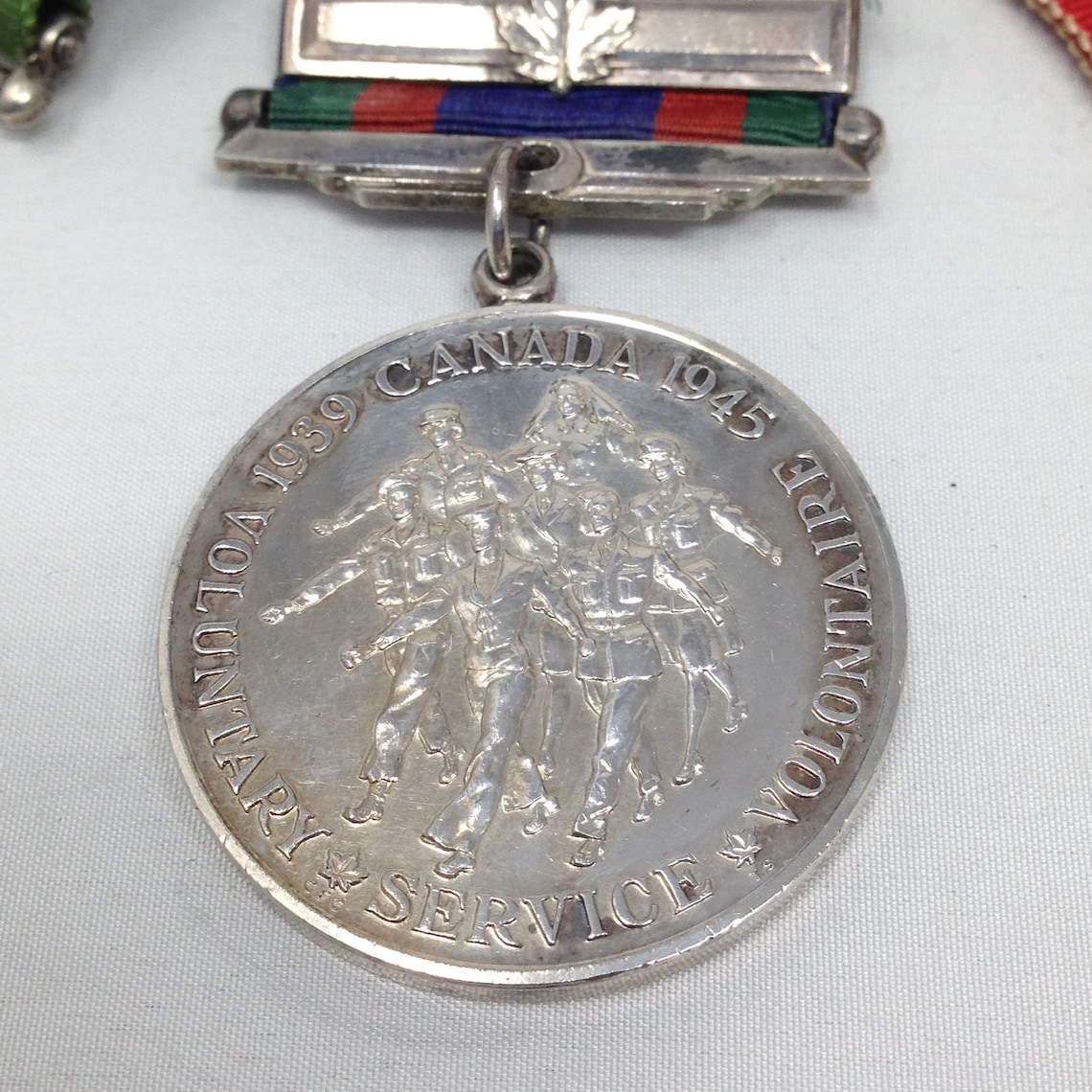 Canadian WW2 Medal Set With WW11 Armed Forces Medal Bar With | Etsy
