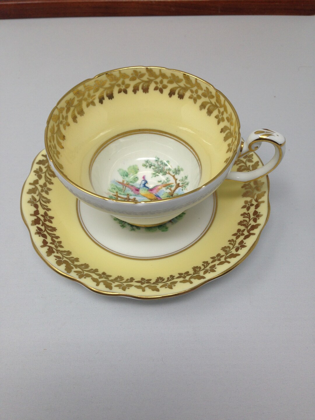 Estate Yellow Foley Chelsea Bird Teacup and Saucer. - Etsy