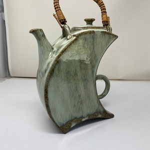 Signed Junichi Tanaka - Hand Made Pottery Teapot/coffeepot J-series ...