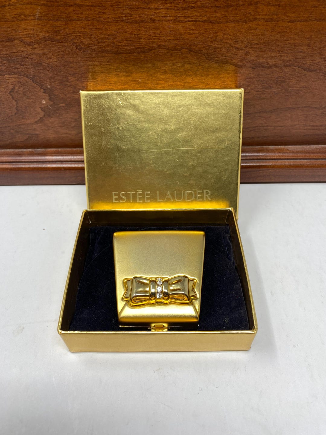Vintage Estee Lauder Powder and Mirror Compact With Jeweled Bow. - Etsy