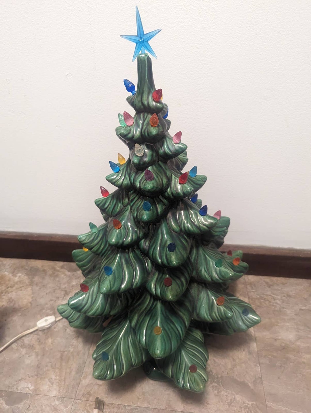 Vintage '72 Atlantic Mold Ceramic Christmas Tree With Base Lights ...