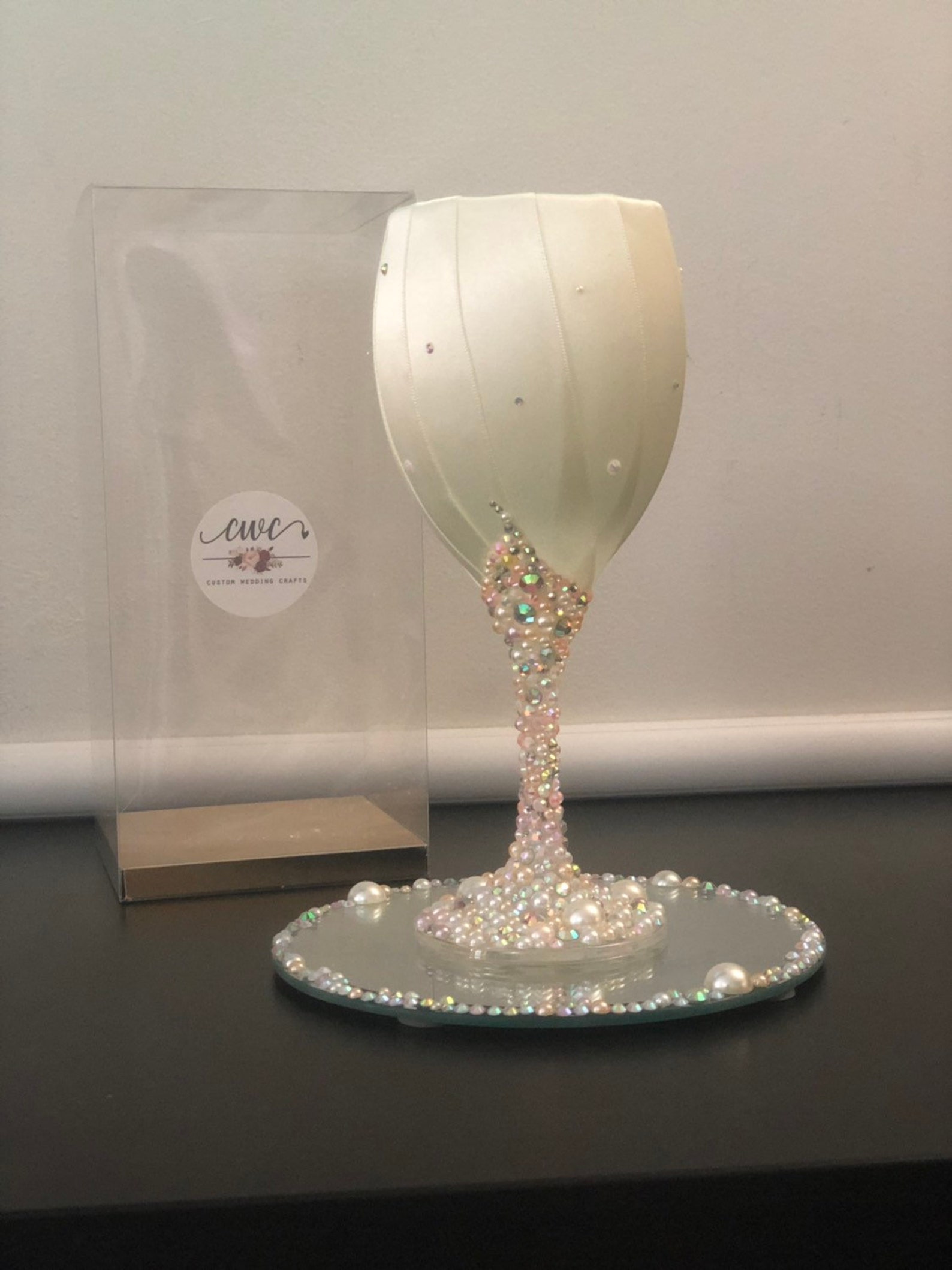 Doodh Pilai Glass, Decorative Glass Set, Doodh Pilai Glass With Mirror ...