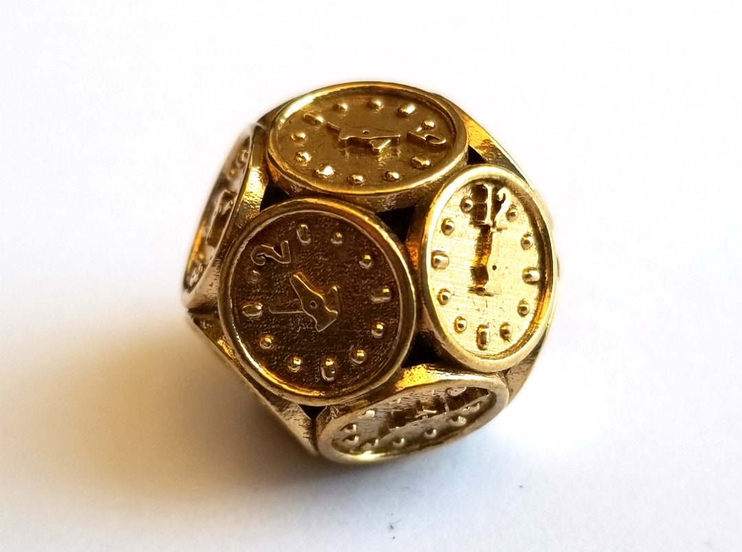 D12 Balanced - Steampunk Clock - Etsy