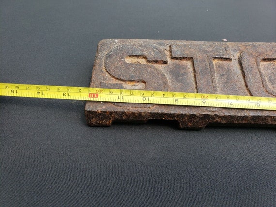 Antique cast iron street mounted stop sign - Gem