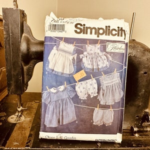 1990s 1992 Vintage Sewing Pattern Simplicity 7809 Oliver Goodin Classic ...