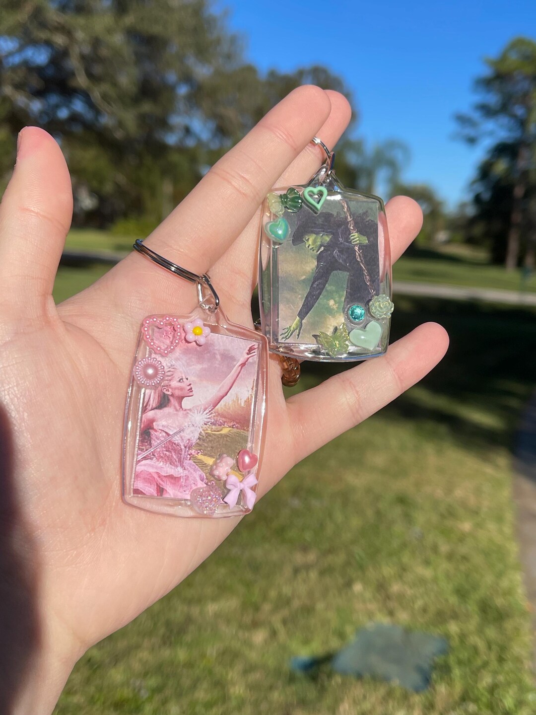 WICKED Movie Inspired 2pc Decorated Keychains - Etsy