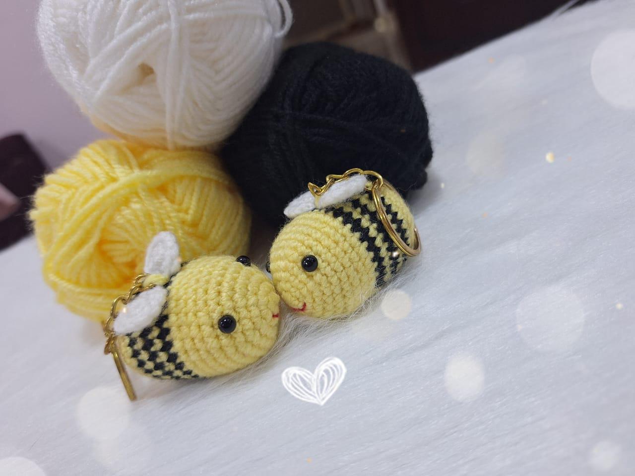 Kissing Bees Amigurumi, Crochet Bee Pattern - Etsy