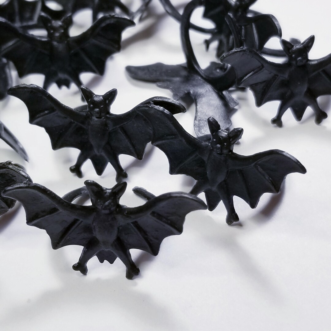 10 Pcs Black Plastic Rings-bat Rings-spider Rings-skull Rings-halloween ...