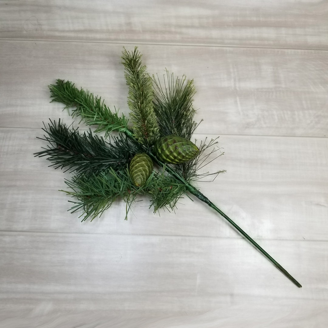 Mixed Evergreen Spray With Green Pinecones-mixed Evergreen Branch ...