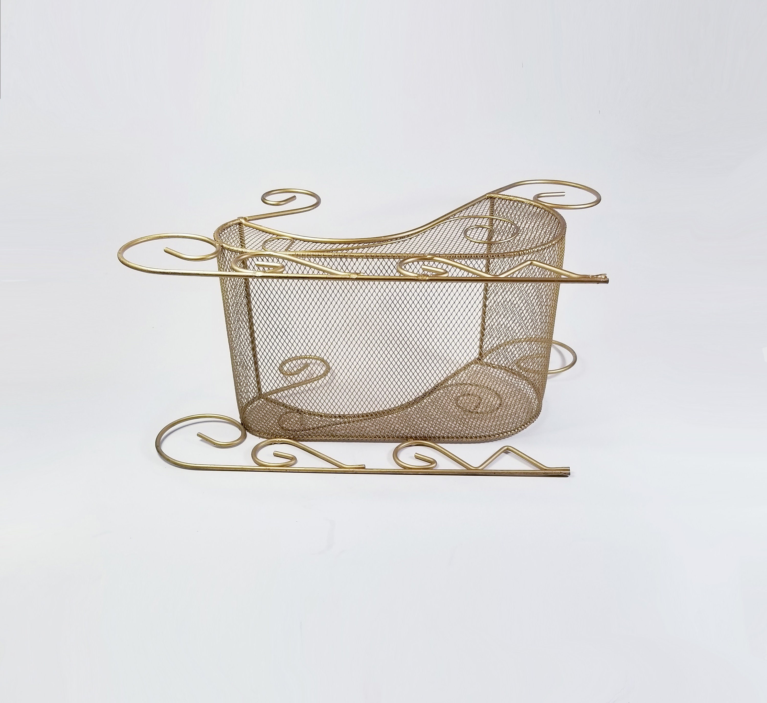 Vintage Santa's Gold Mesh Medium Sleigh-metal Sled Floral - Etsy