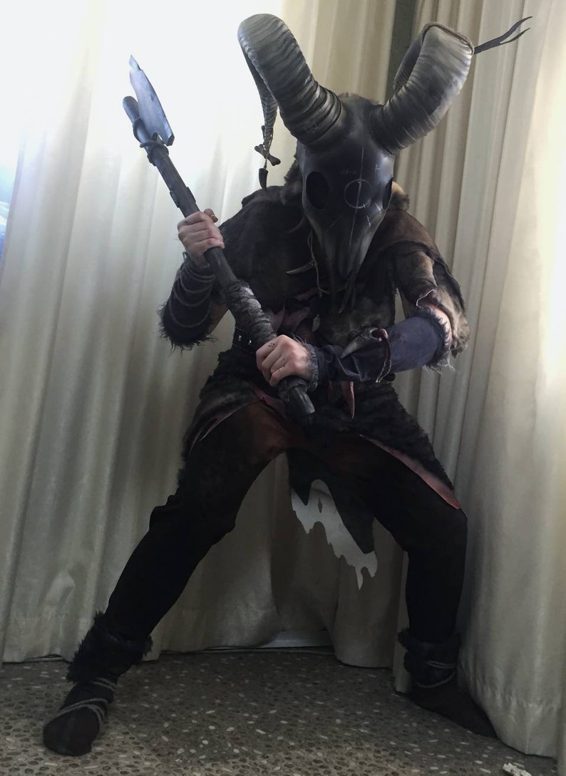 DBD Dead by Daylight Huntress Cold Wasteland Survivor Outfit | Etsy