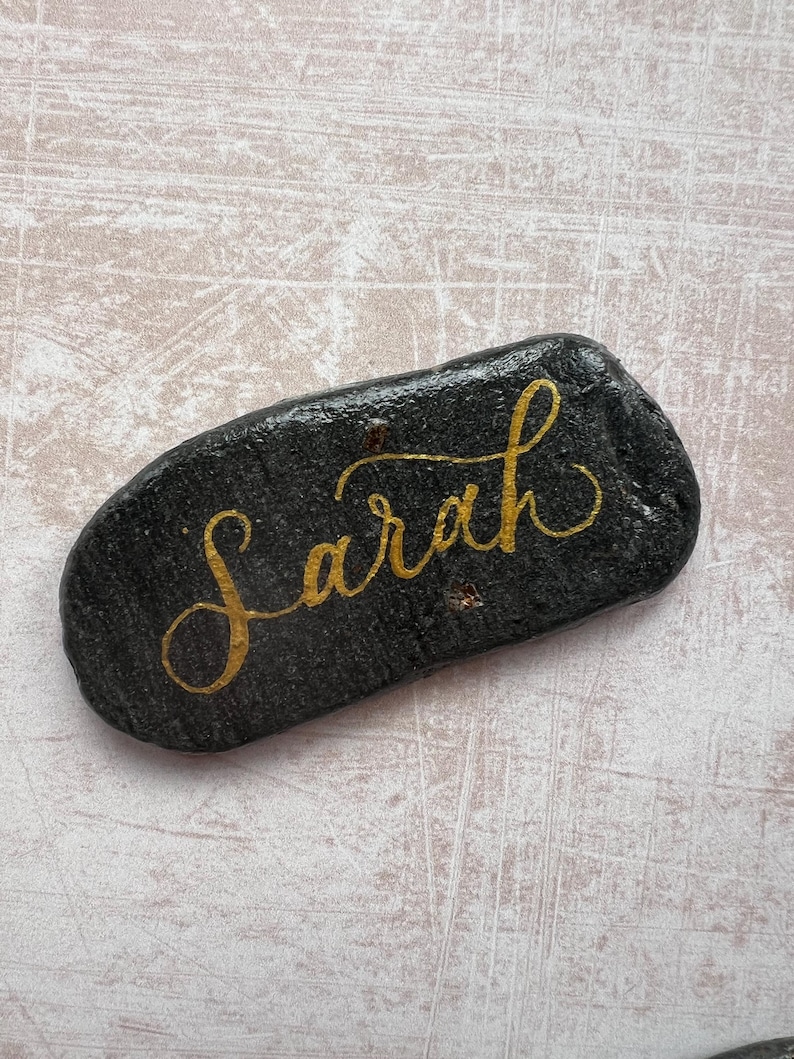 Handwritten Natural Stone Place Cards: Wedding Table Names & Favors - Etsy