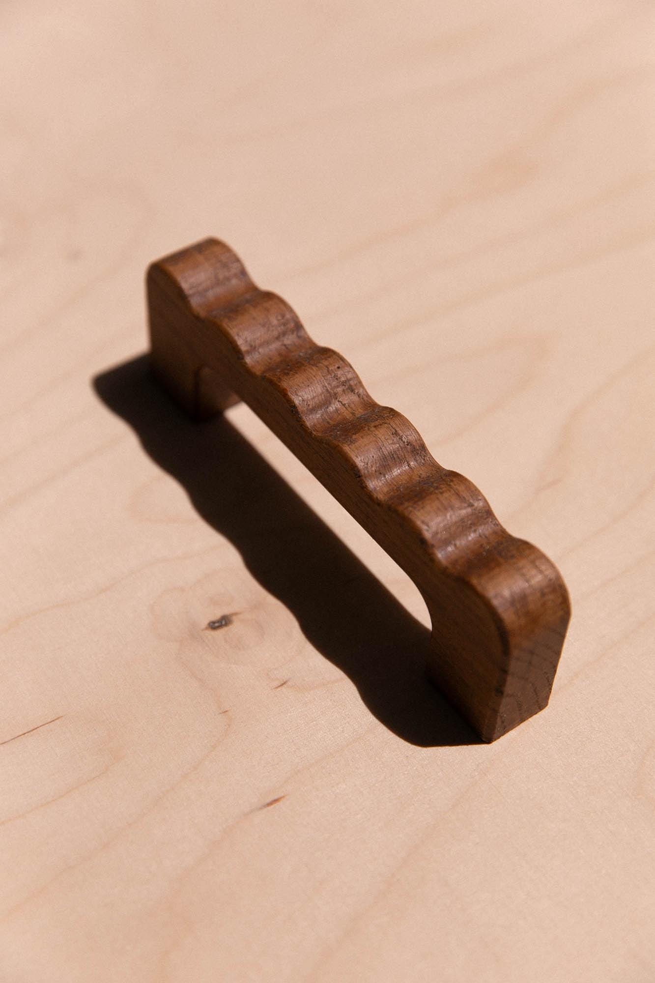 Wavy Oak Handle - Etsy
