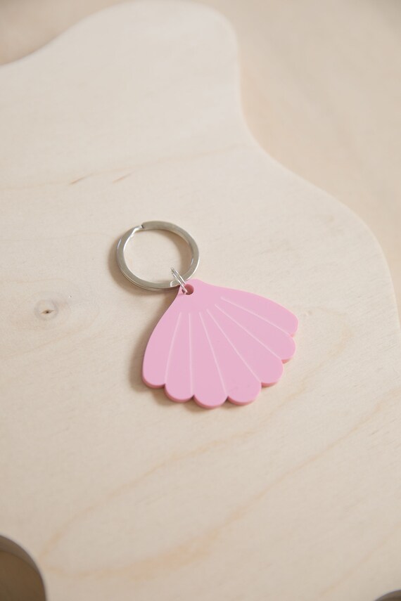 Shell Key ring pastel color | Etsy