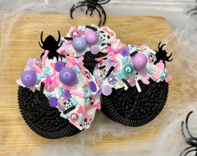 Fake Bake Faux Food Halloween White Chocolate Covered Oreo Cookies With ...