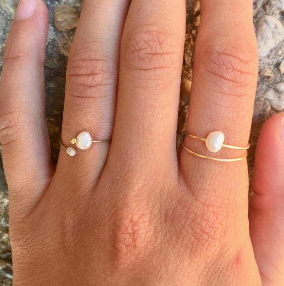 Dainty Pearl Ring Set / Freshwater Pearl Stacking Rings / Wire - Etsy