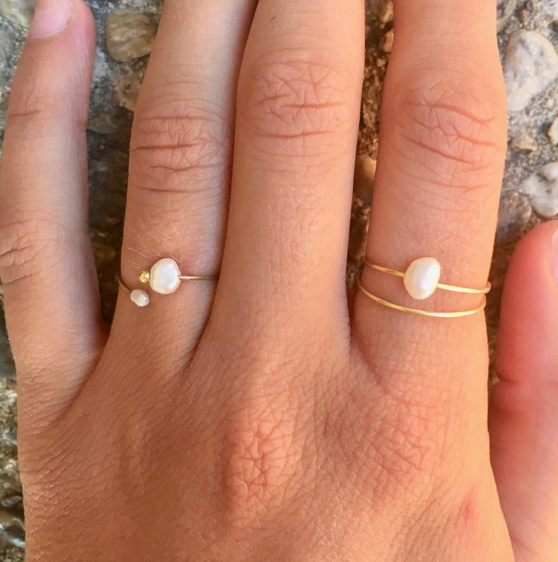 Dainty Pearl Ring Set / Freshwater Pearl Stacking Rings / Wire | Etsy