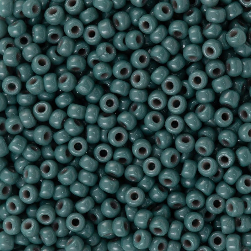 8/0 Green Beads - Etsy UK