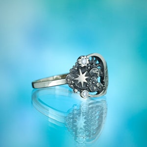 Moonlight Glow Ring 14-karat White Gold - Moon Ring With Diamonds ...