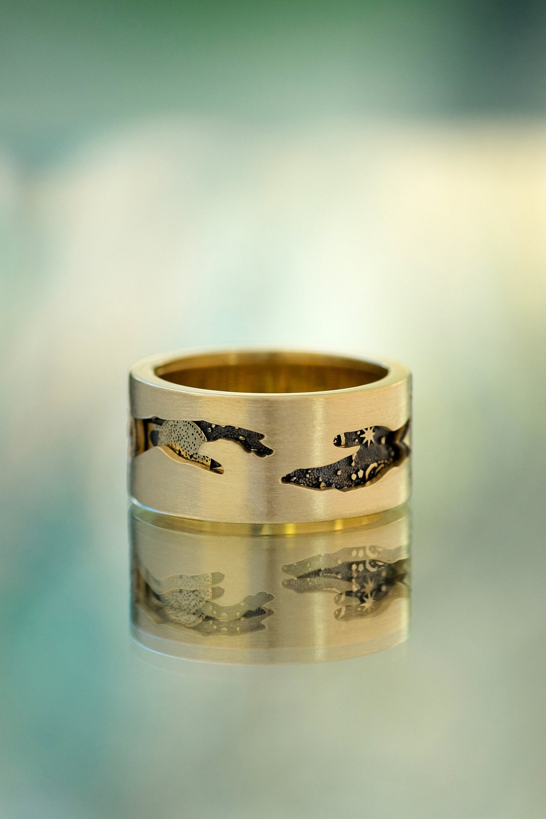 Kinetic "contact" Ring - Moving Ring With Hands - Unique Moving Ring ...