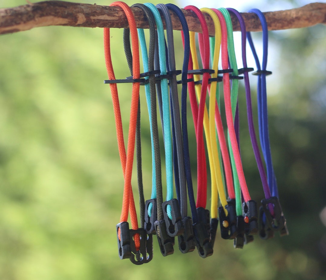 Mask STRAP W/ Ear-saver. Back-to-school Face Mask Strap Holder Keeps ...