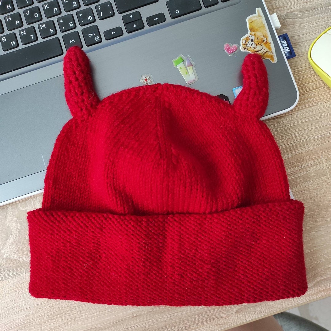 Red Devil Hat Beanie With Horns Fisherman Beanie Halloween Blood Red ...