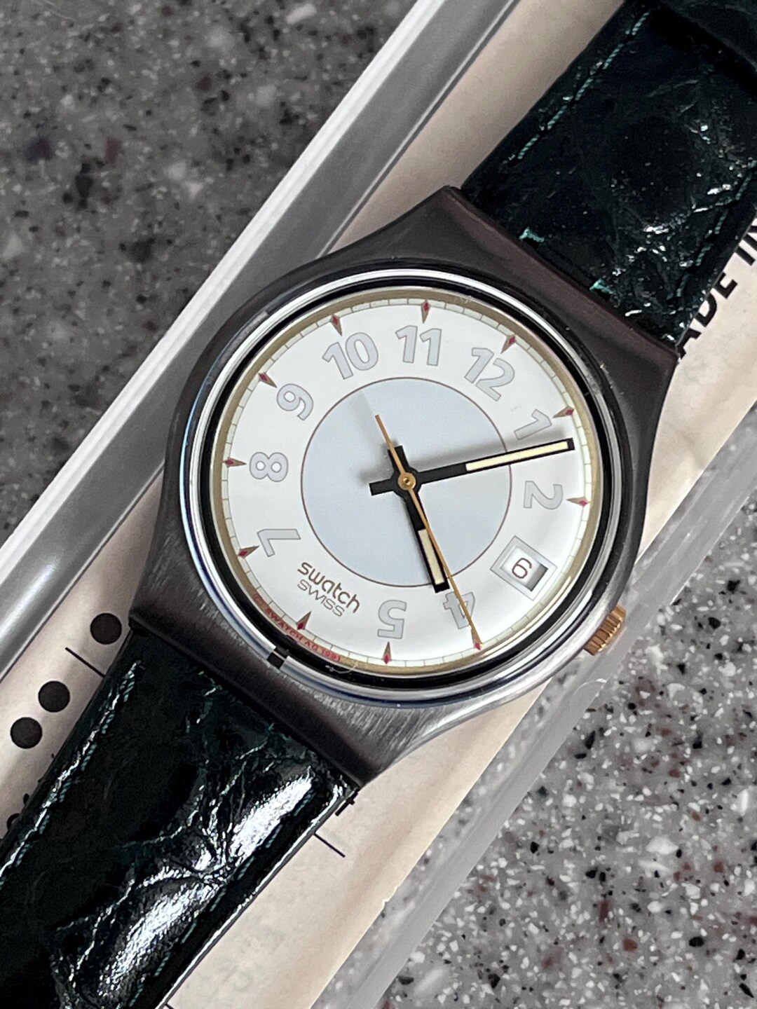 Vintage NEW in Box Swatch GEORGE GX409 All Original 34mm Face Running With Battery Fun MCM ...