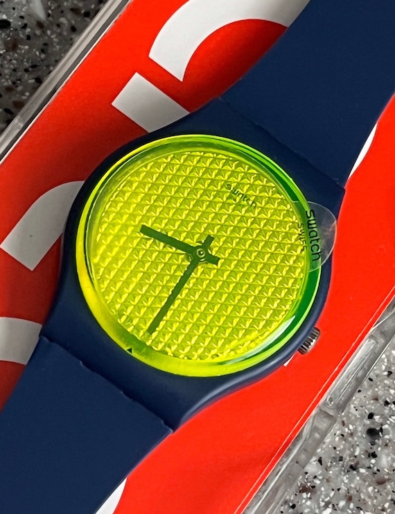 Swatch Watch New 34mm with battery, box, YELLOWPUSHER… - Gem