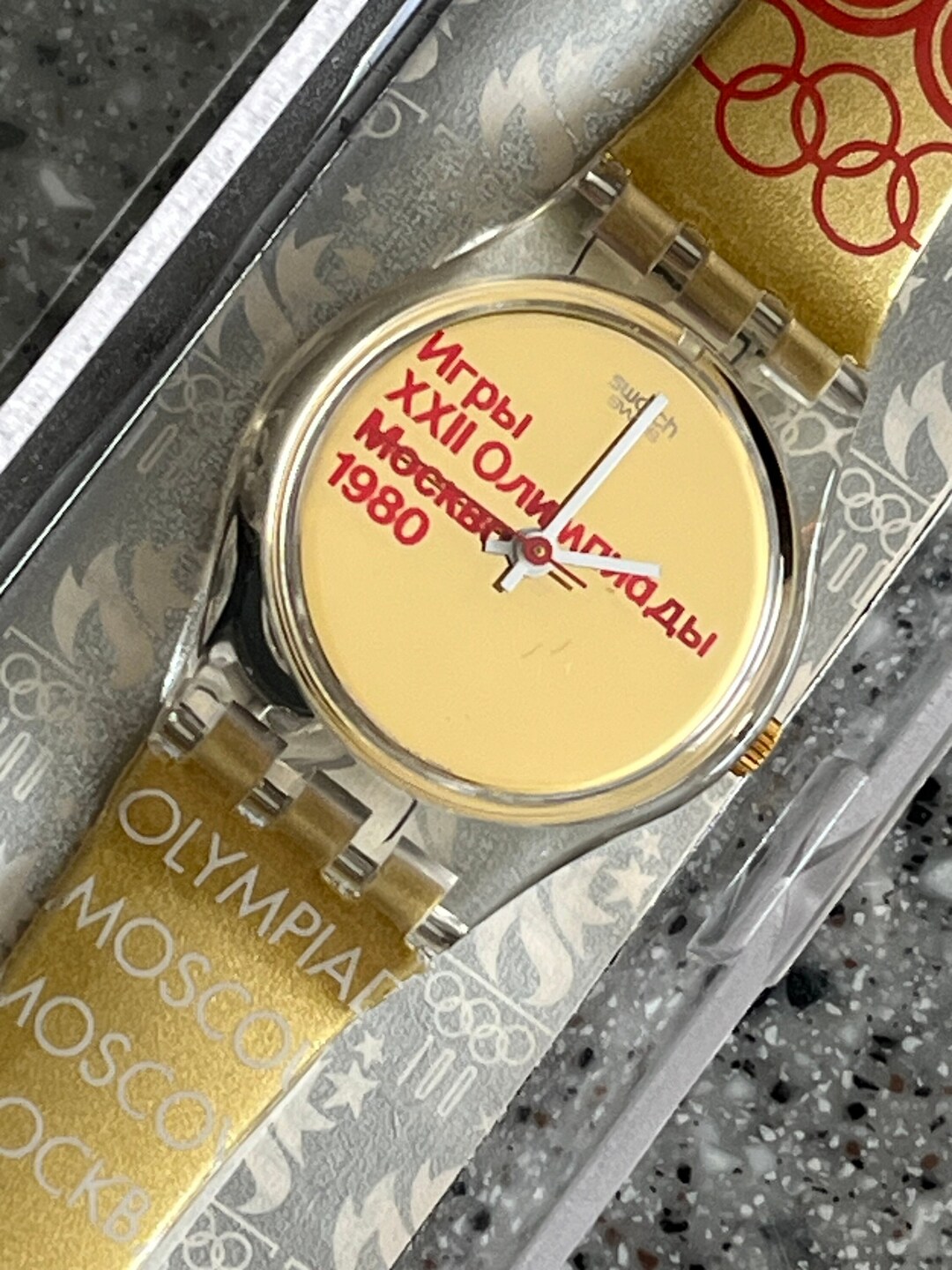 Original Vintage 25mm Smaller Face Swatch Watch No Yellowing Clear Case ...