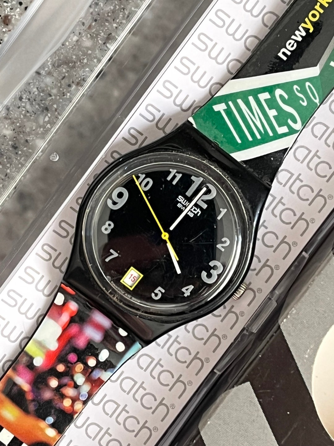 New 1999 Swatch Watch Vintage Gz409 Sign of the Times Times Square New ...