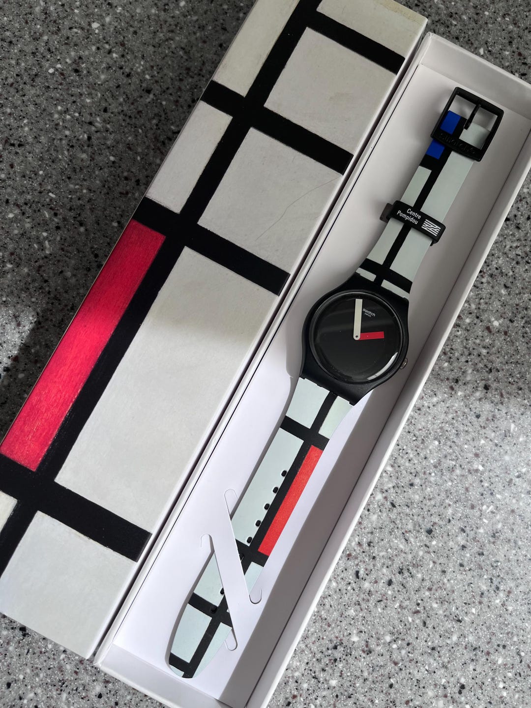Swatch X Centre Pompidou Red, Blue, White by Piet Mondrian Artist ...