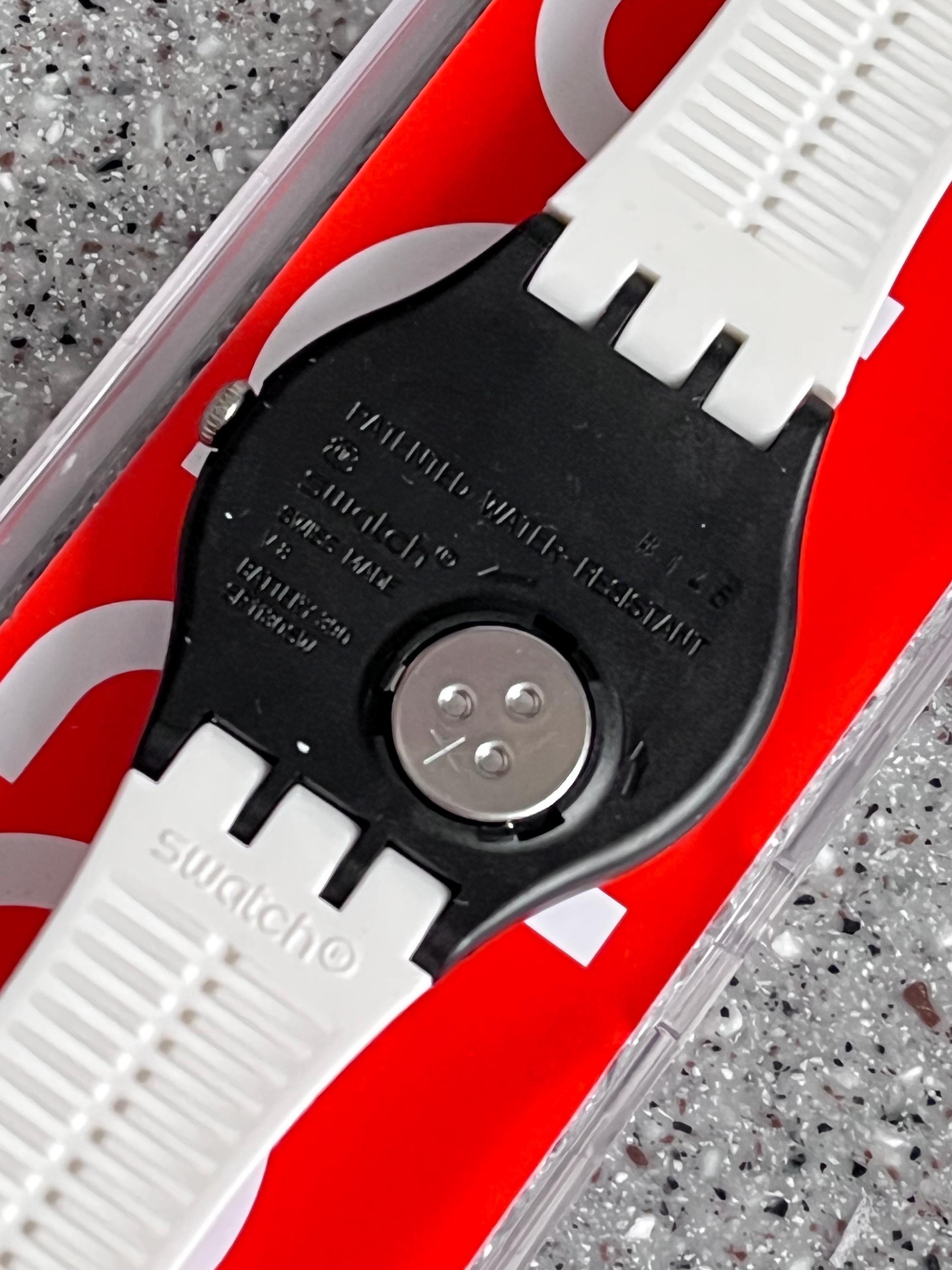 Swatch Watch Artist Special WORDS Watch Flexible Band Newer Gents 41mm ...